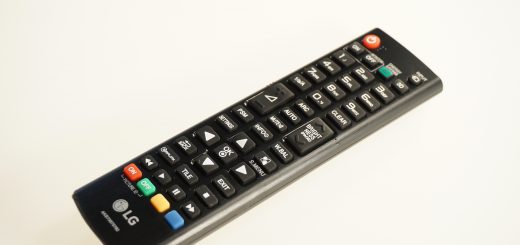 Five Things You Can Do with Your Old and Broken Remote Controls