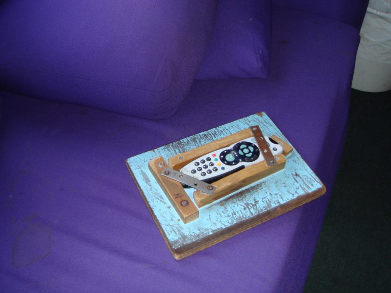 Prevent Losing Your Remote - Dan's Electronics Blog